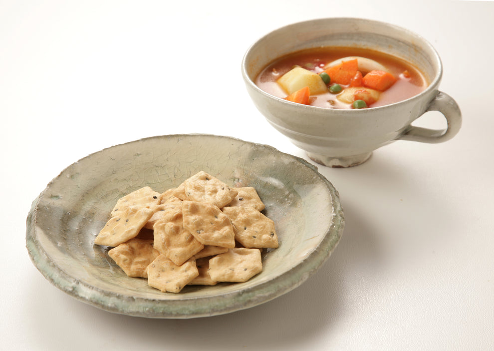 ORGANIC BROWN RICE CRACKERS, LIGHTLY SALTED "GENMAI LIFE" 2.1 OZ – Gold ...